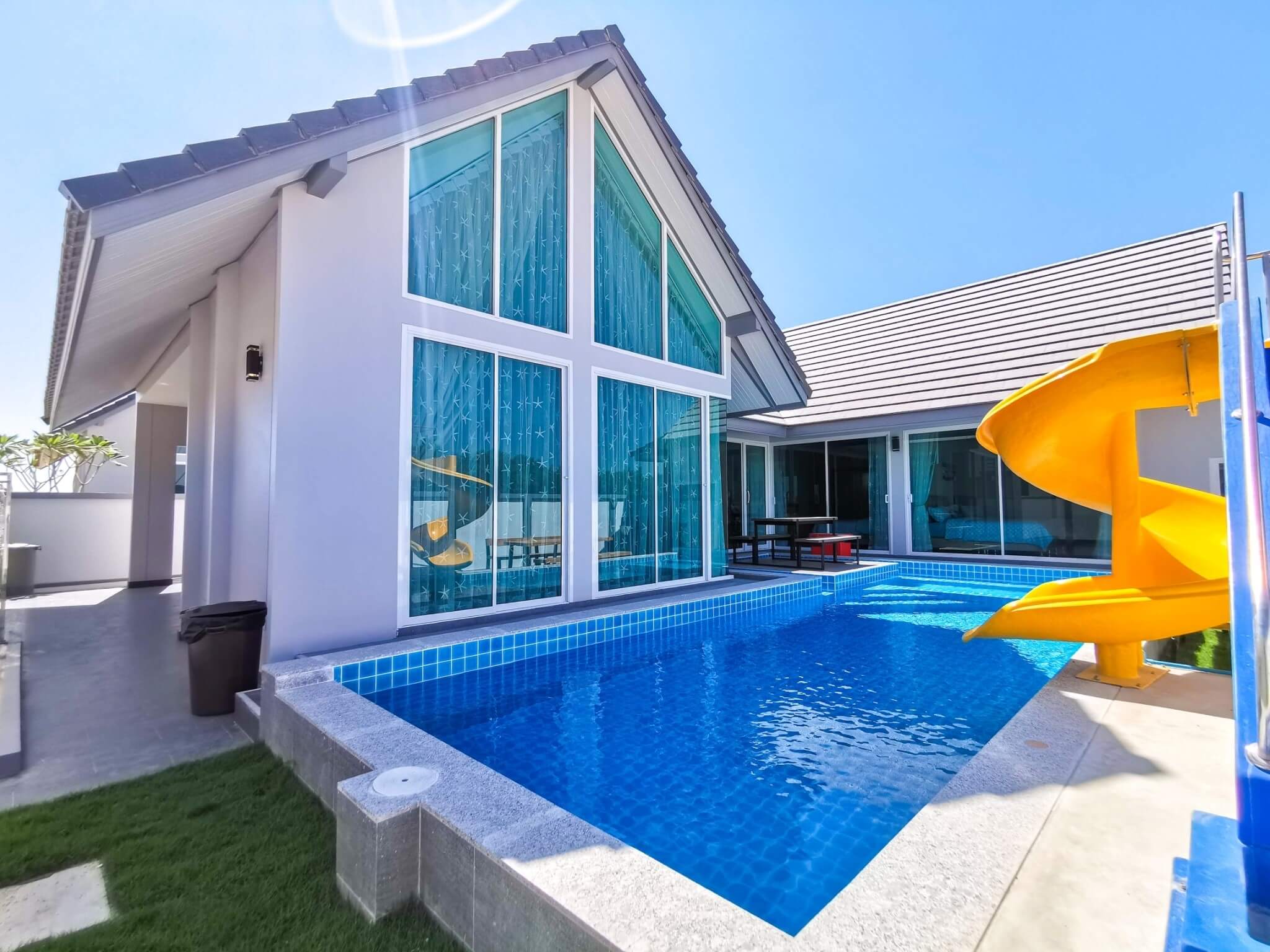 M21 House Pool Villa